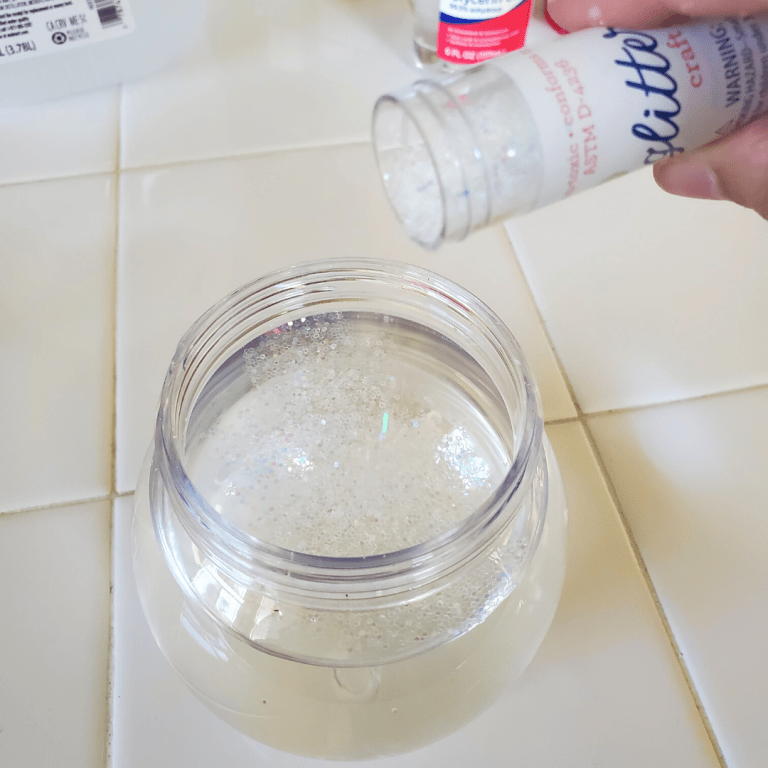 This DIY Snow Globe is “Snow” Much Fun to Make for the Holidays – The ...