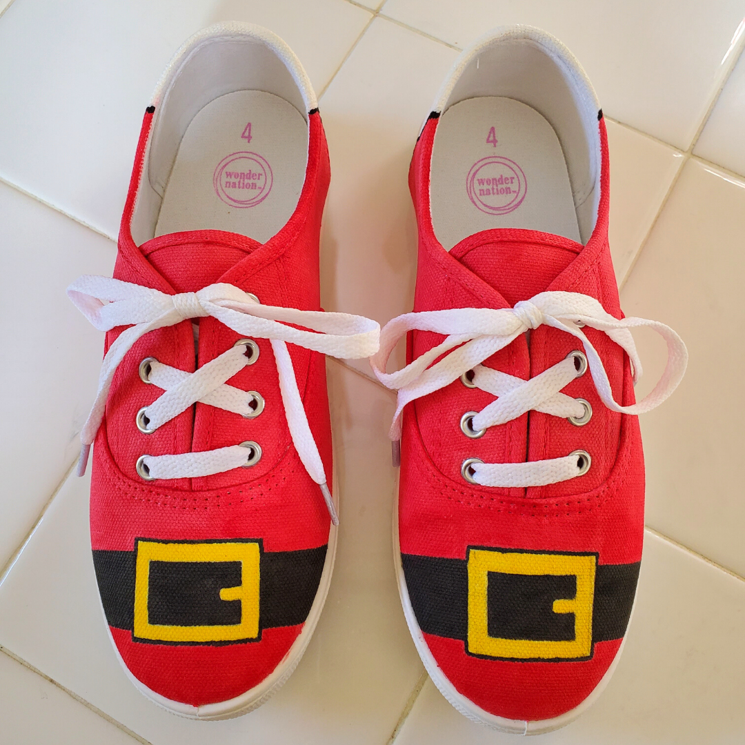 These DIY Santa Sneakers Are Claus-itively Adorable for Christmas – The ...